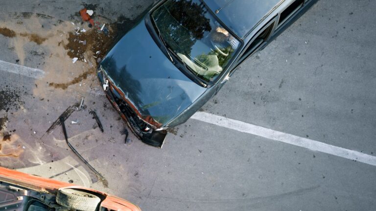 Raleigh Sideswipe Car Accidents | Younce, Vtipil, Baznik & Banks, P.A.